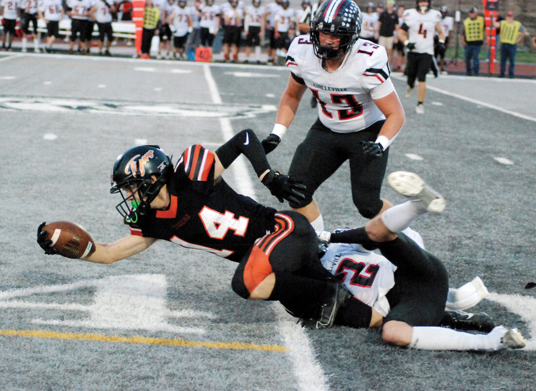 Marietta scores in final minute to stun Circleville, 21-17 | News ...